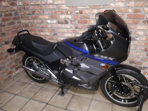 7 Galo cbx 750 29mil km orig! 230 reais só 250 pessoas, uma Galo pouco ...